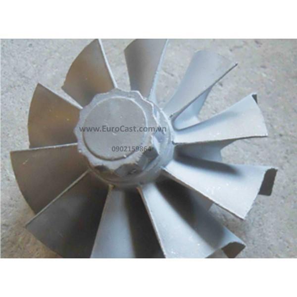 Investment casting of ship impellers